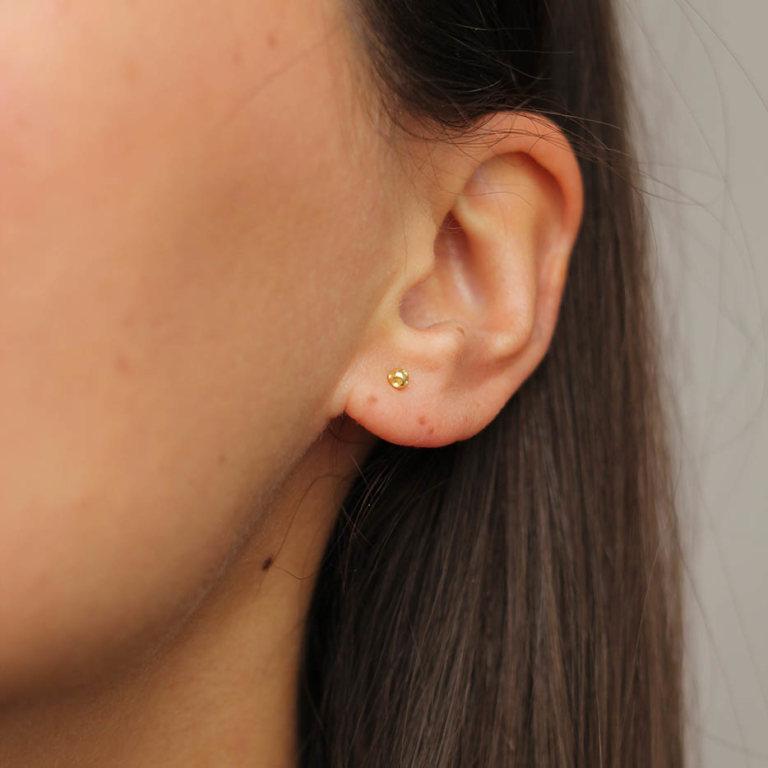 Vitium 3mm Bead Studs • Judith Peterhoff